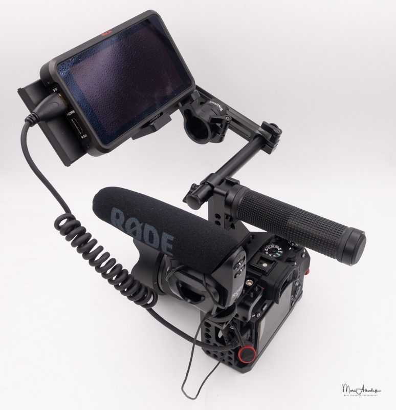 Sony Alpha Blog : atomos ninja v, smallrig 1903 evf mount with nato ...