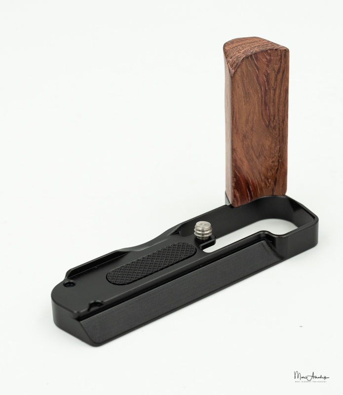 Sony Alpha Blog : SmallRig 2248 : L-shape wooden grip for Sony RX100 ...