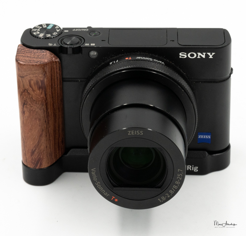 Sony Alpha Blog : SmallRig 2248 : L-shape wooden grip for Sony RX100 ...