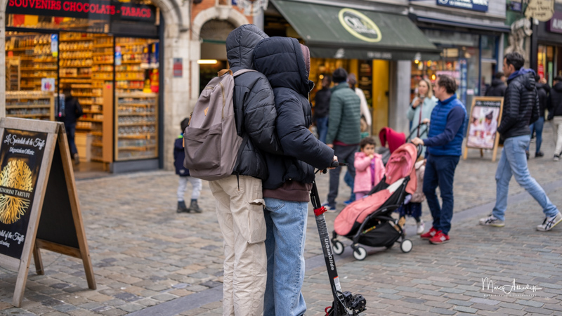 Sony Alpha Blog : Sigma50mm F2 DG DN Burst-180