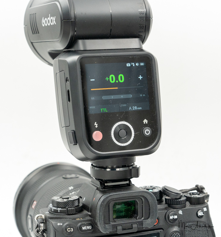 Sony Alpha Blog : 7CA03215