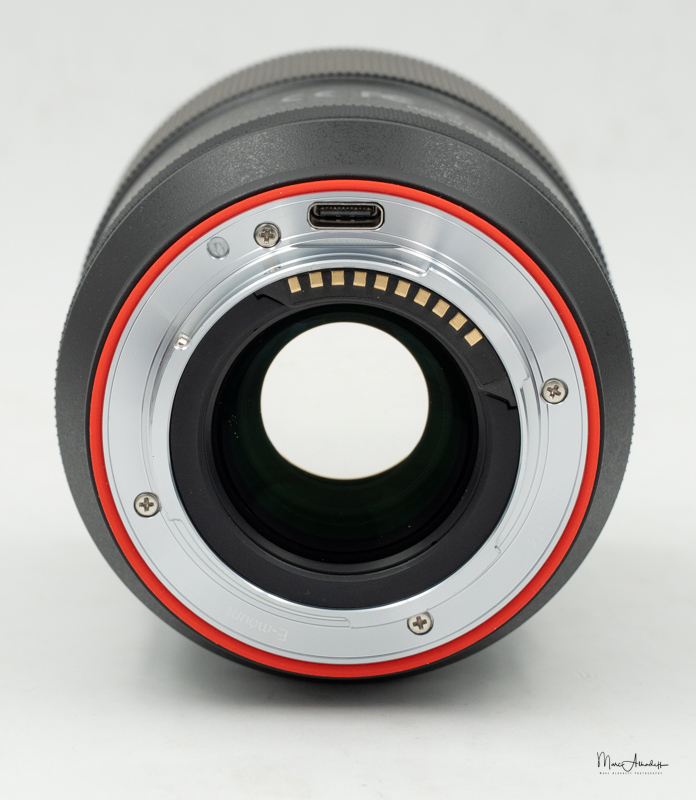 Sony Alpha Blog : 7CA08196
